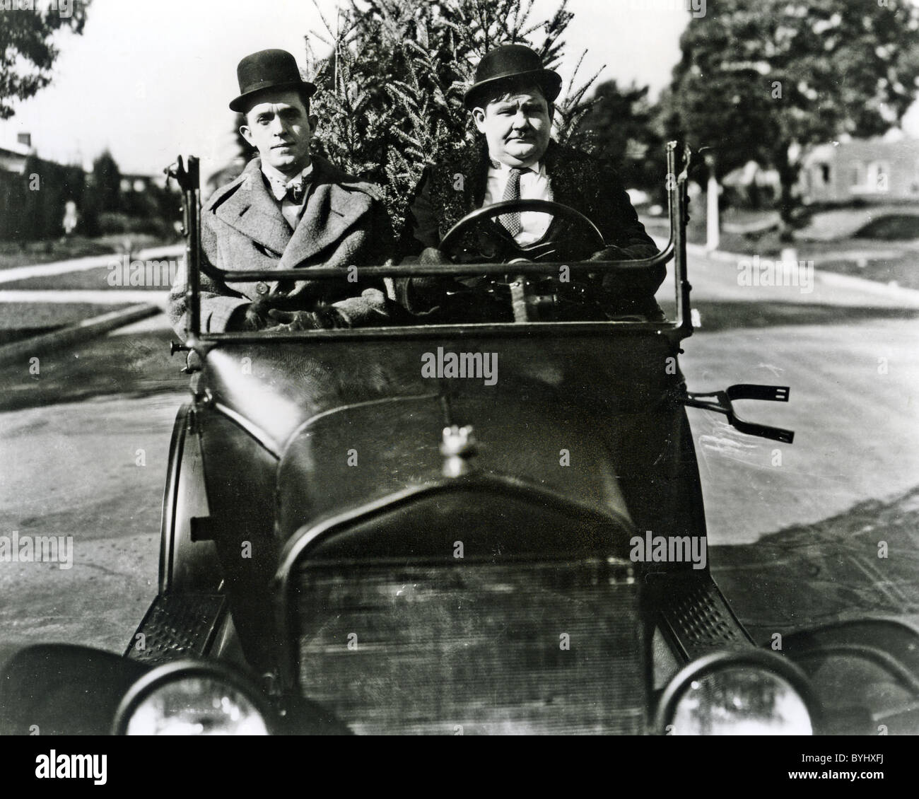 Laurel and hardy car hi-res stock photography and images - Alamy