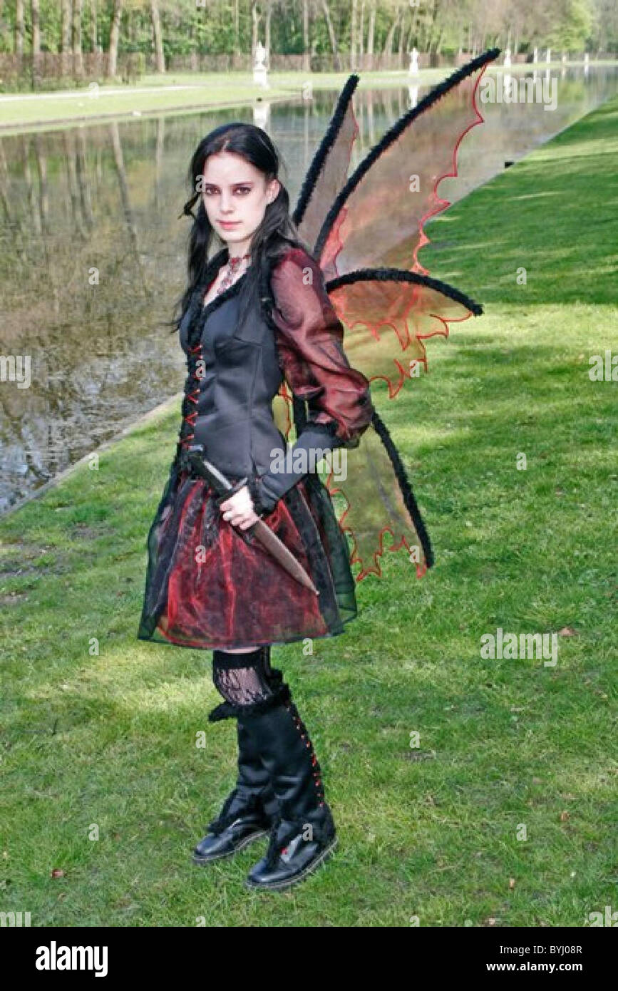 Elf Fantasy Fair The Seventh Elf Fantasy Fair is to take place on April ...