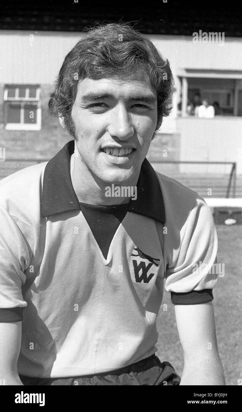 Wolverhampton Wanderers footballer John McAlle 6/8/71 Stock Photo - Alamy