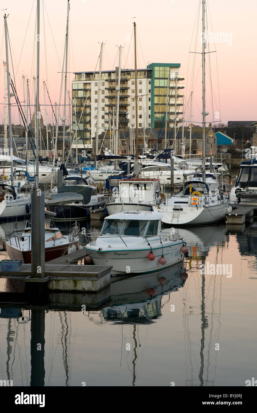 Sutton Harbour, Plymouth at sunset Stock Photo - Alamy