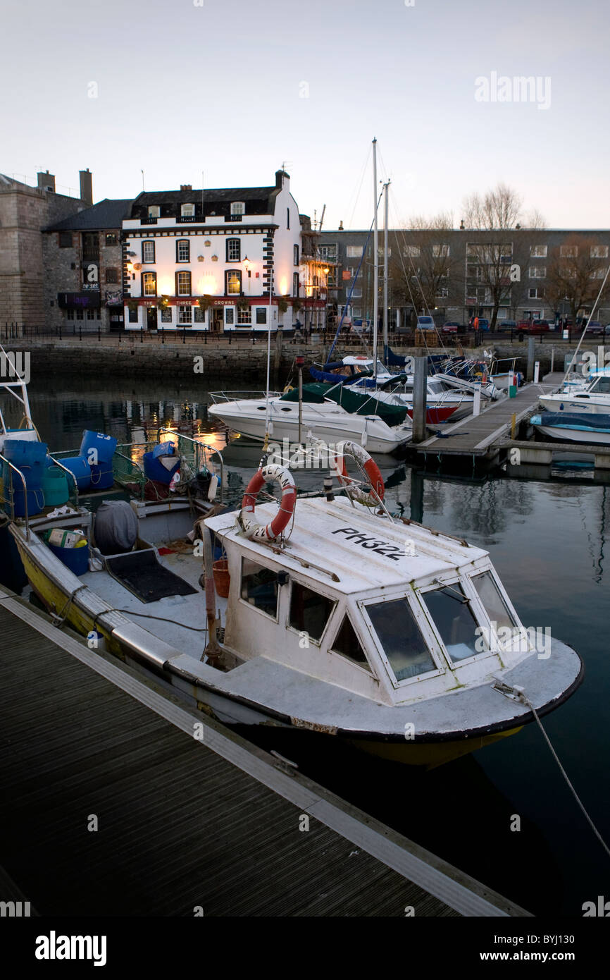 Sutton Harbour, Plymouth at sunset Stock Photo - Alamy