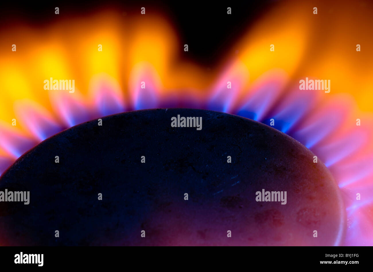Gas flame hi-res stock photography and images - Alamy