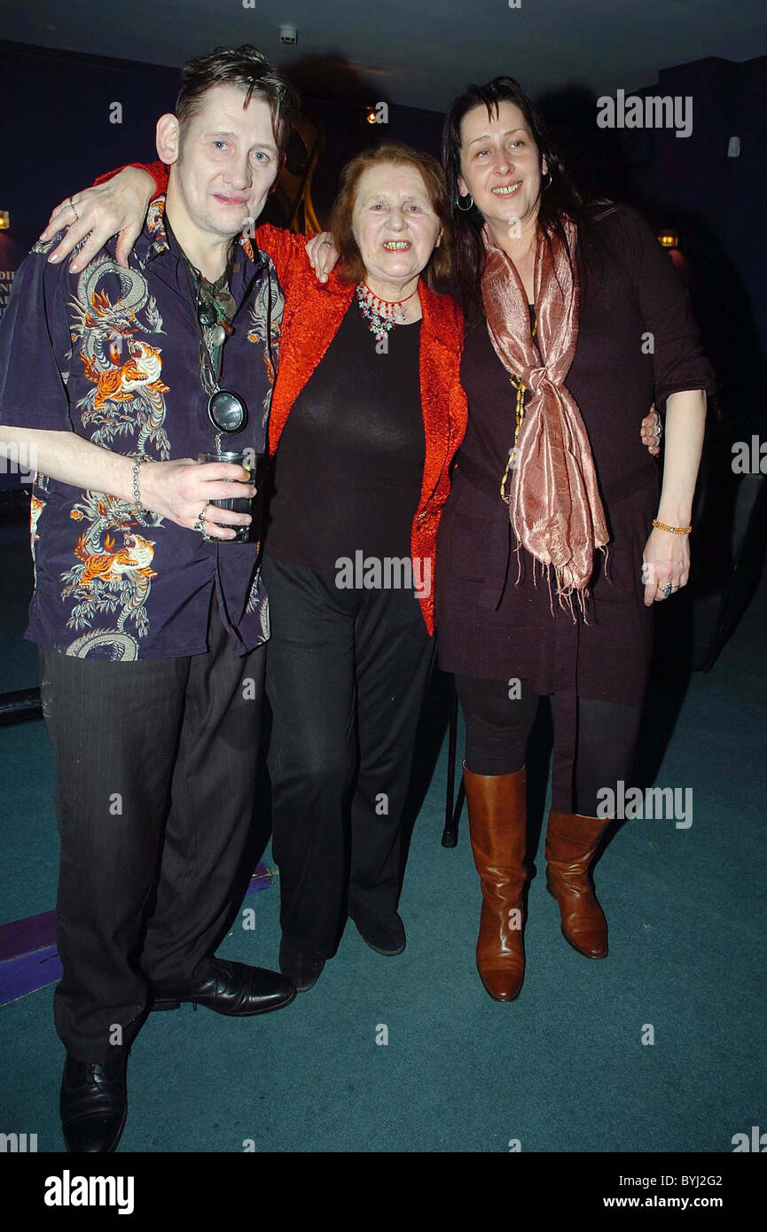 Shane MacGowan, Therese McGowan and Siobhan McGowan at the launch of ...