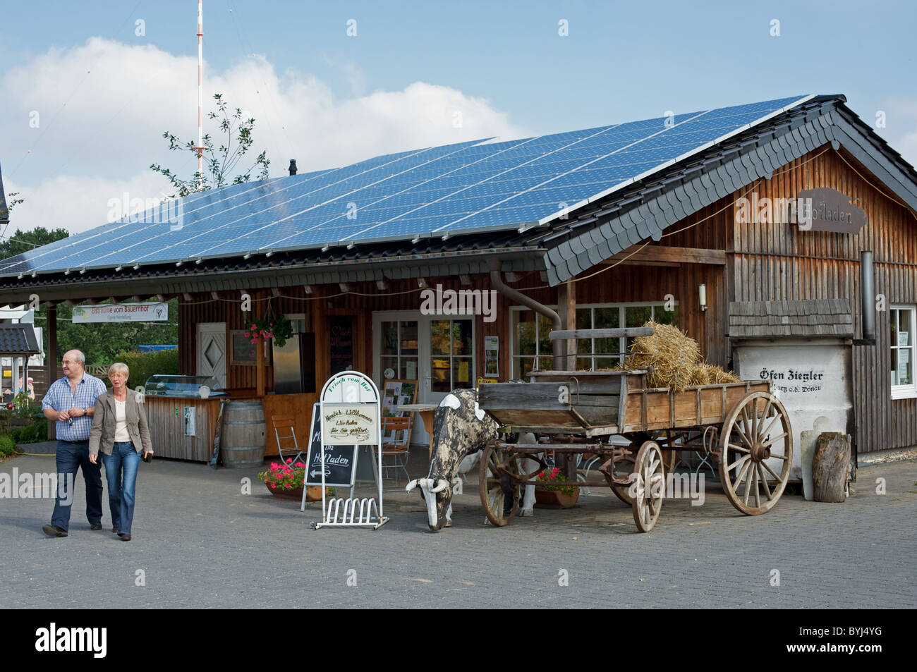 Solar shop hi-res stock photography and images - Alamy