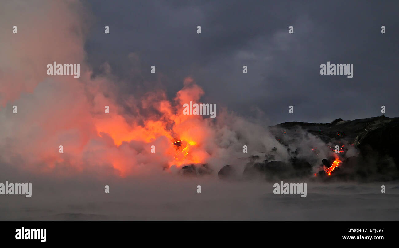 Kilauea lava flows into Pacific Ocean, Big Island, Hawaii, USA Stock ...