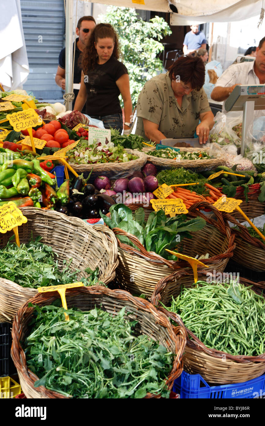 A market stall with fruit and vegetables, Rome, Italy Stock Photo - Alamy