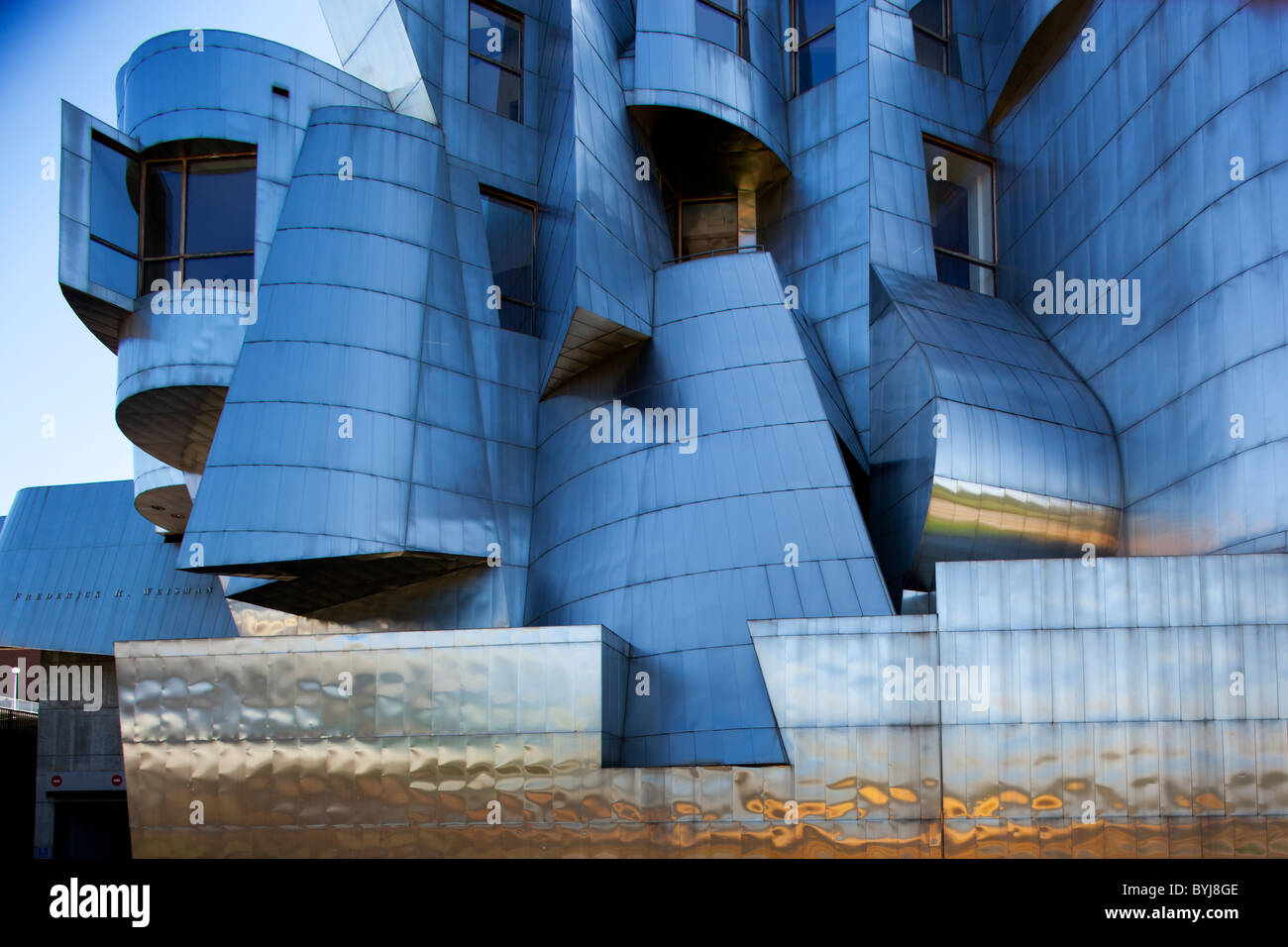 USA, Minnesota, Saint Paul, Weisman Art Museum building at University ...