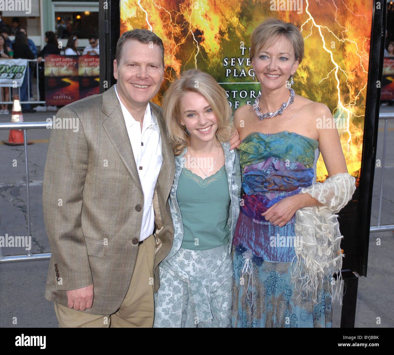 Dave robb annasophia robb janet hi-res stock photography and images - Alamy