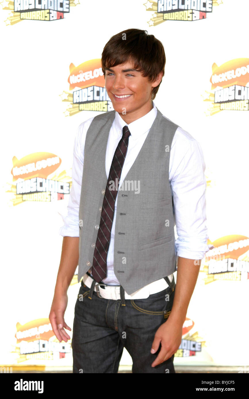 Zac efron nickelodeons 20th kids hi-res stock photography and images ...