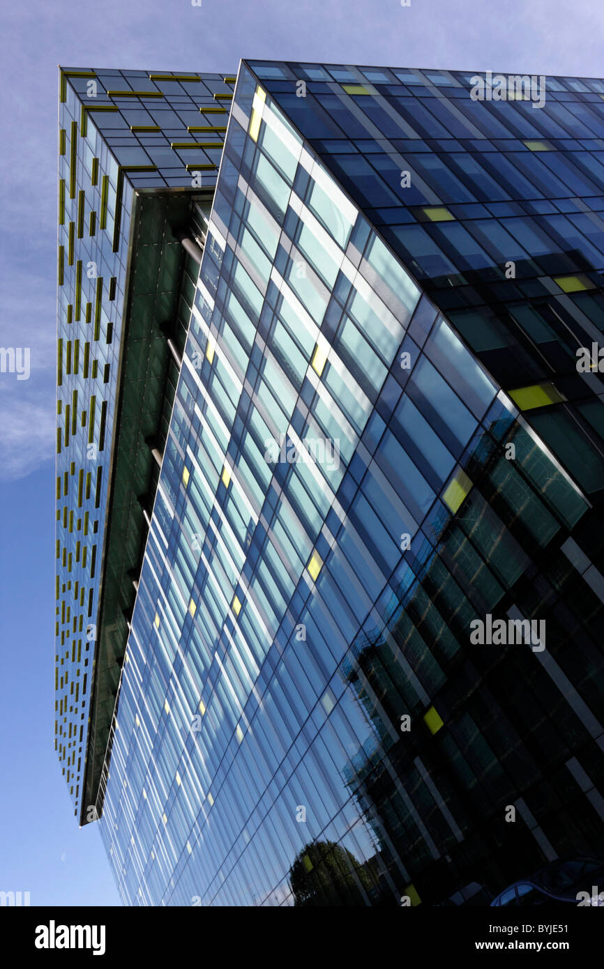 Alsop Architects designed Palestra Building,here,the southern facade ...