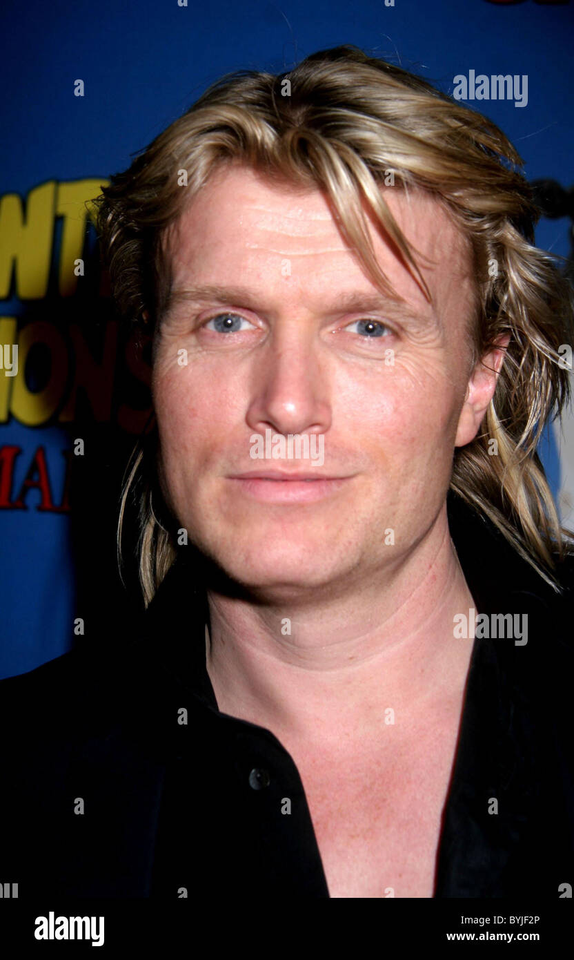 Hans Klok Monty Python's "Spamalot" Opens At the Wynn Las Vegas Holy ...