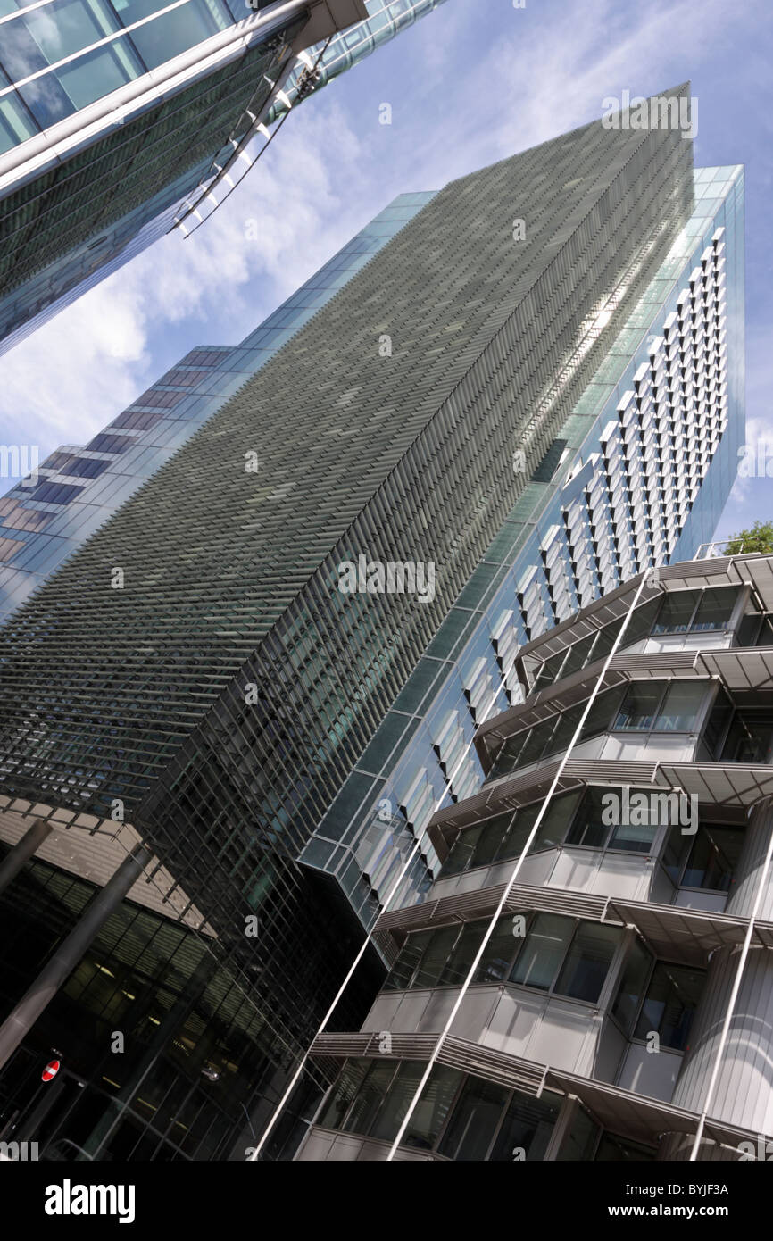 Yet another new building on this site,Ropemaker Place is an relatively ...