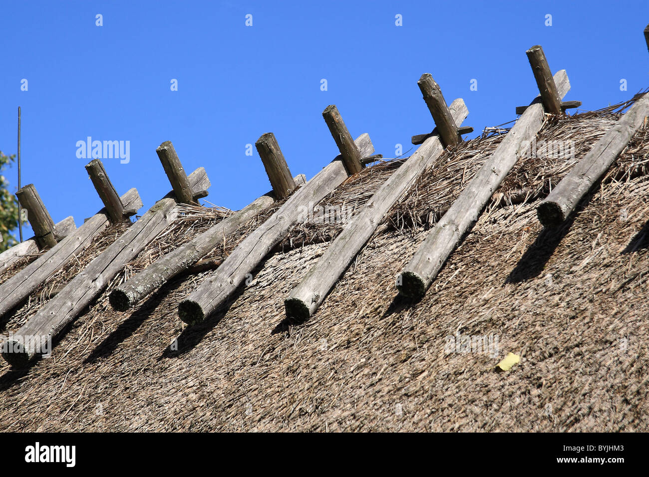 Thatched roof straw hi-res stock photography and images - Alamy