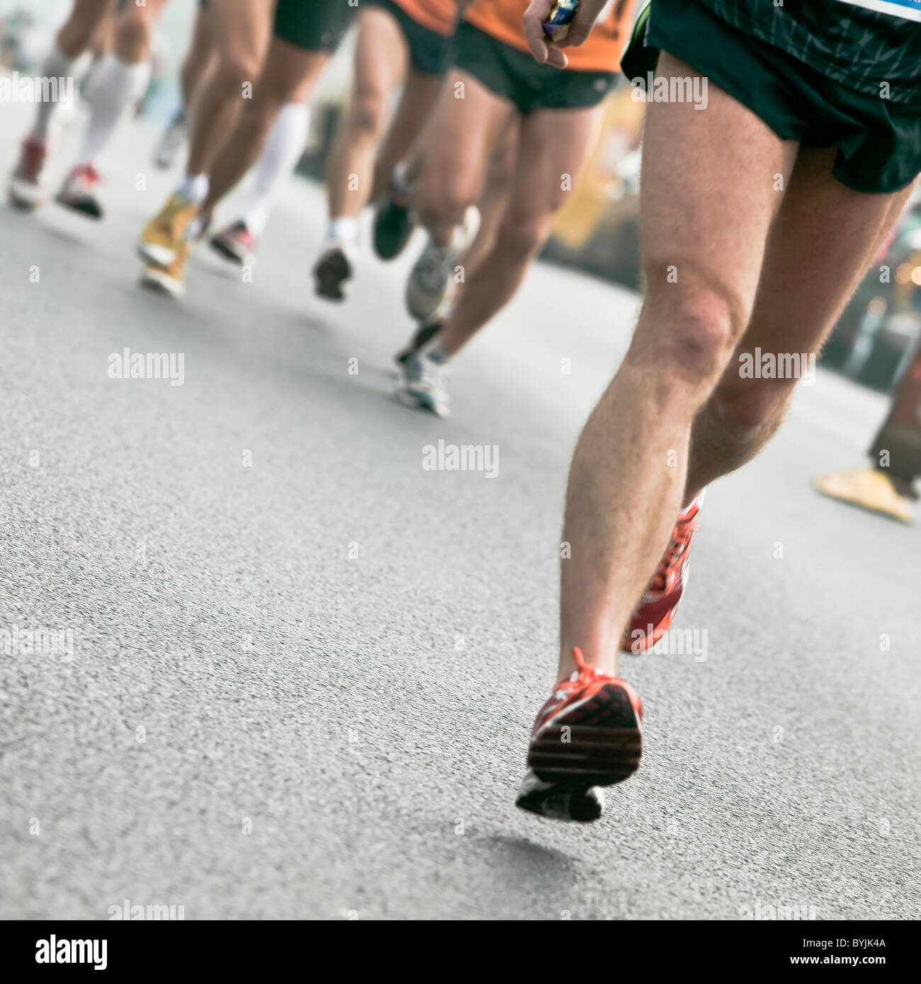 Man city marathon walking hi-res stock photography and images - Alamy