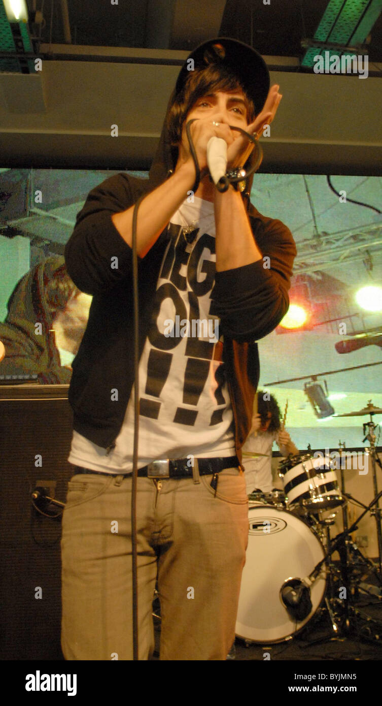 Monday 23 April 2007 Lostprophets Venue: HMV, 150 Oxford Street, London ...