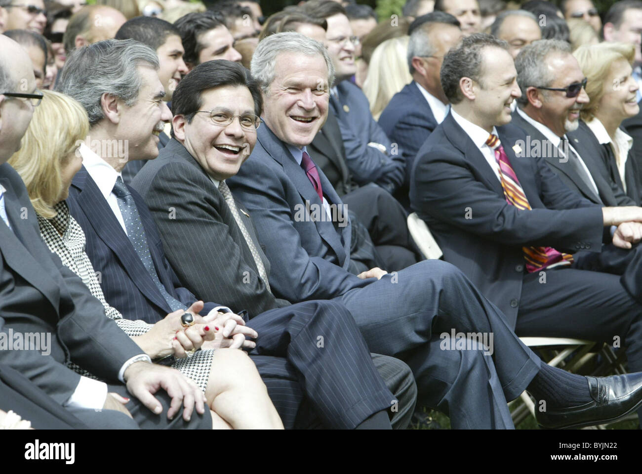 President George W Bush Cinco de Mayo celebration at the Rose Garden at ...