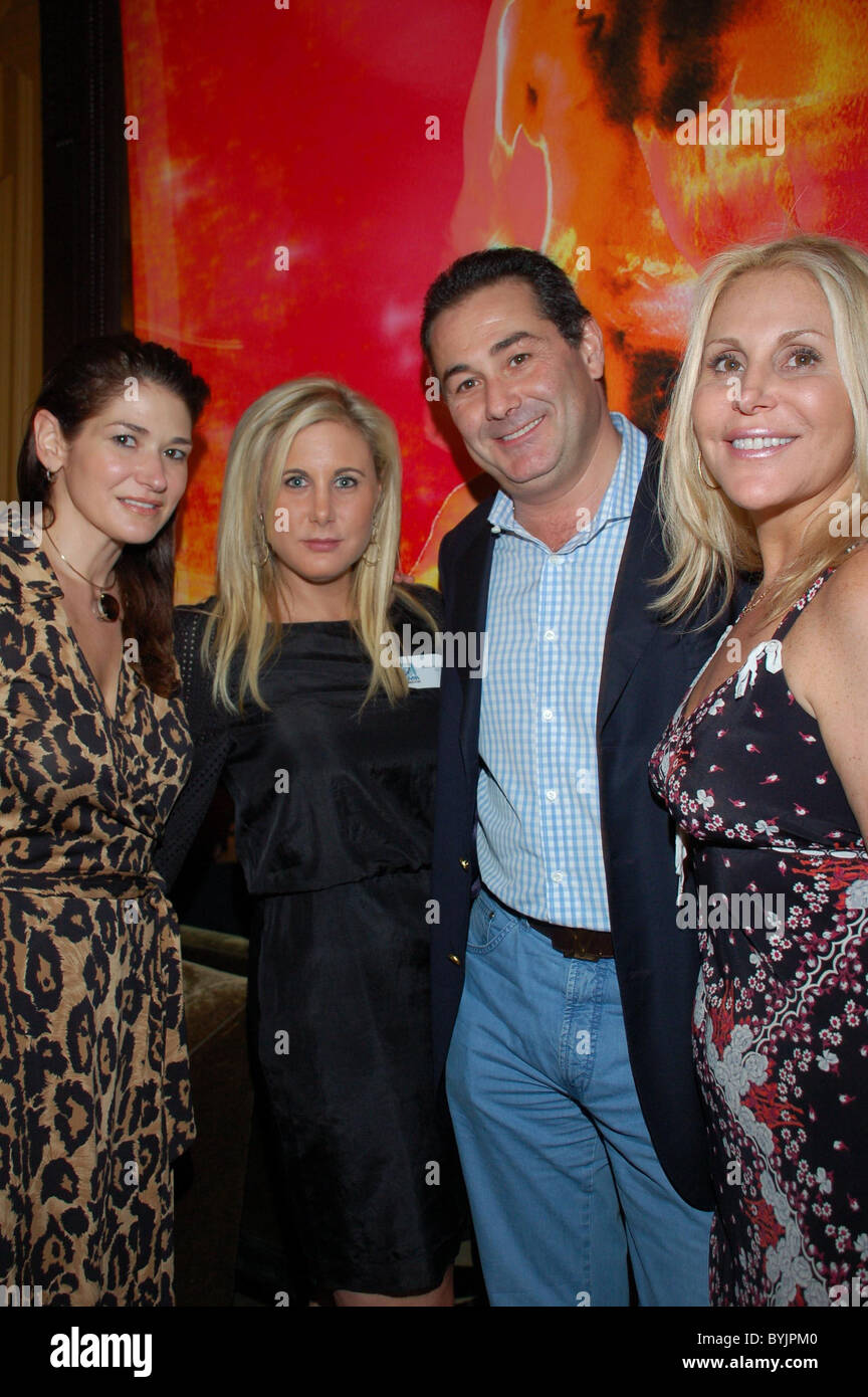 Lisa cohen katherine rothman new hi-res stock photography and images ...