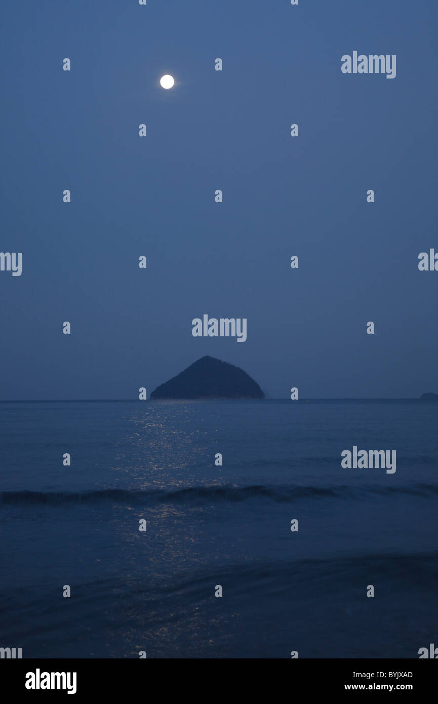 Full Moon Over Sea Stock Photo - Alamy