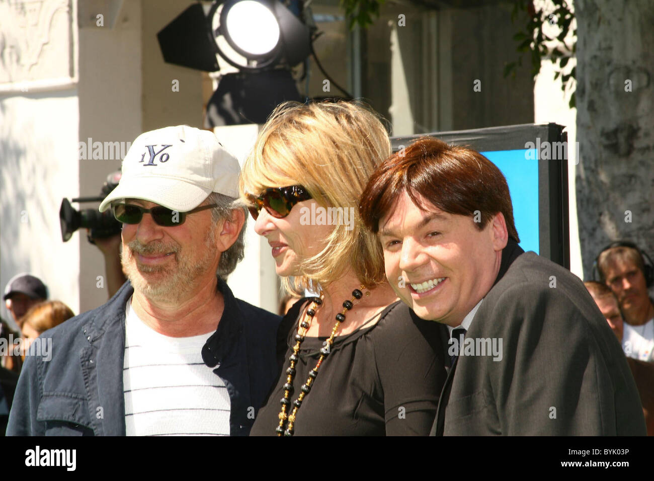 Steven Speilberg, Kate Capshaw and Mike Myers 'Shrek the Third' Los ...