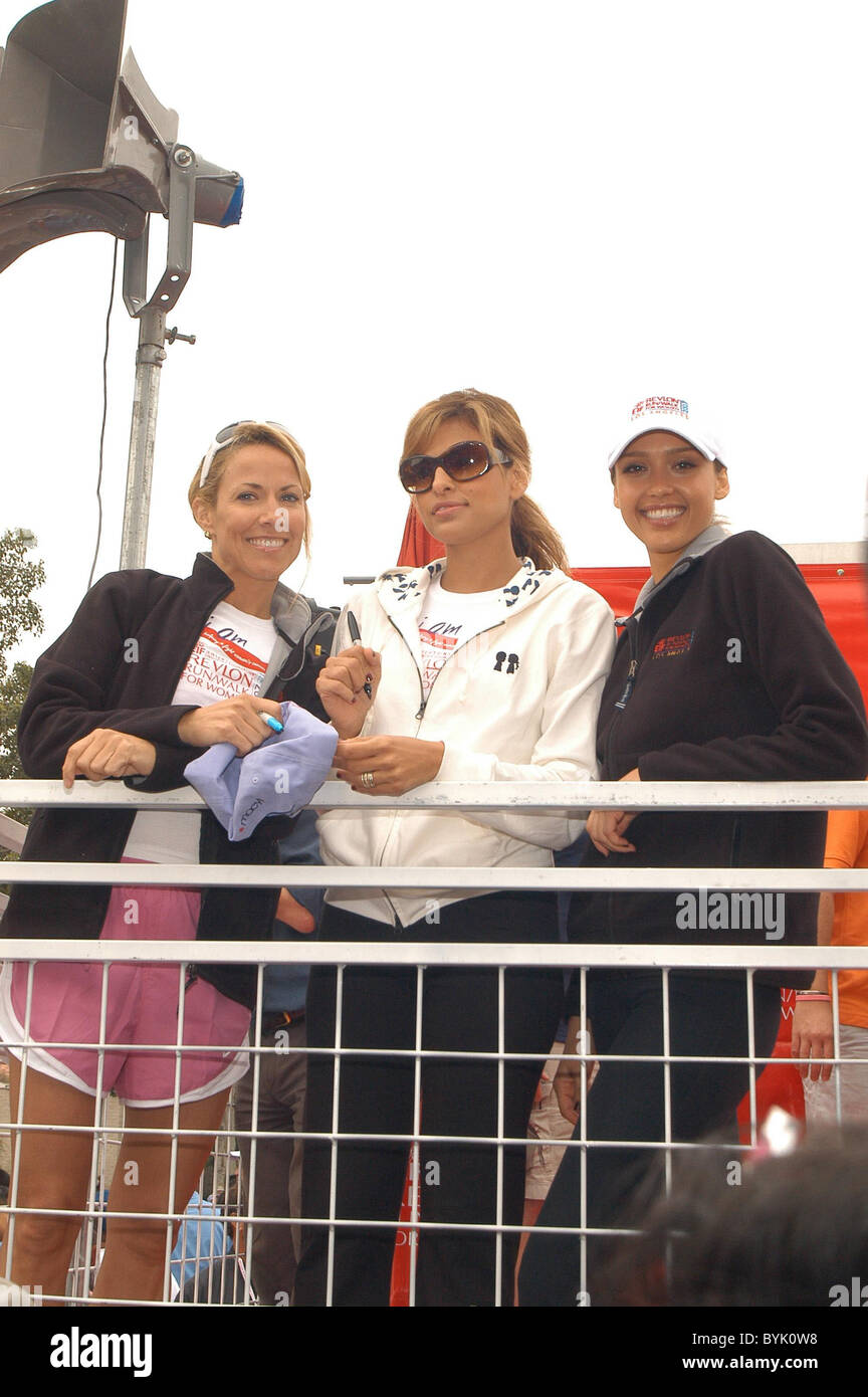 Sheryl Crow, Jessica Alba and Eva Mendes Revlon Run Walk-Race Start Los ...