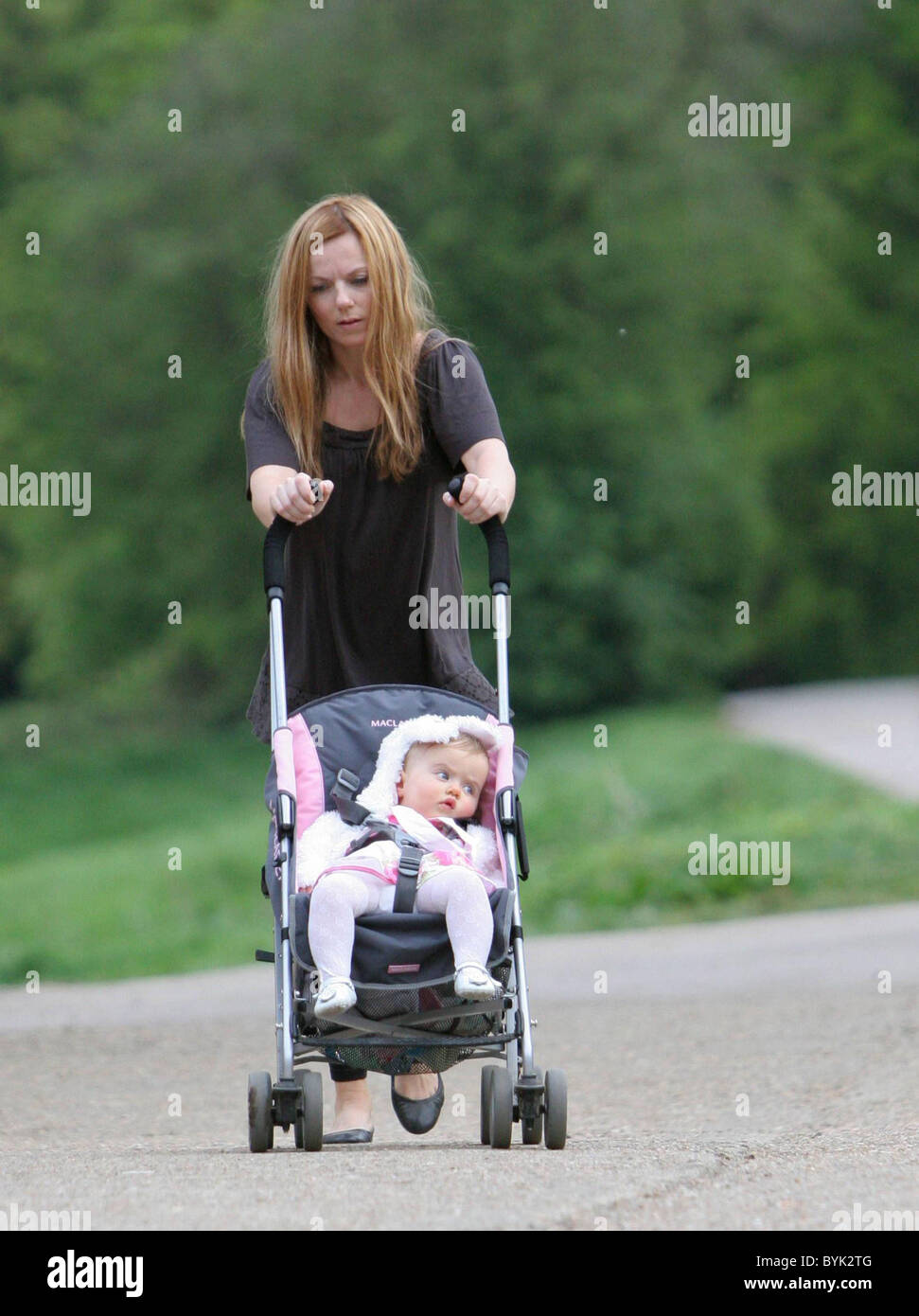 HALLIWELL'S NANNY ANXIETY Anxious mum Geri Halliwell appears to be ...