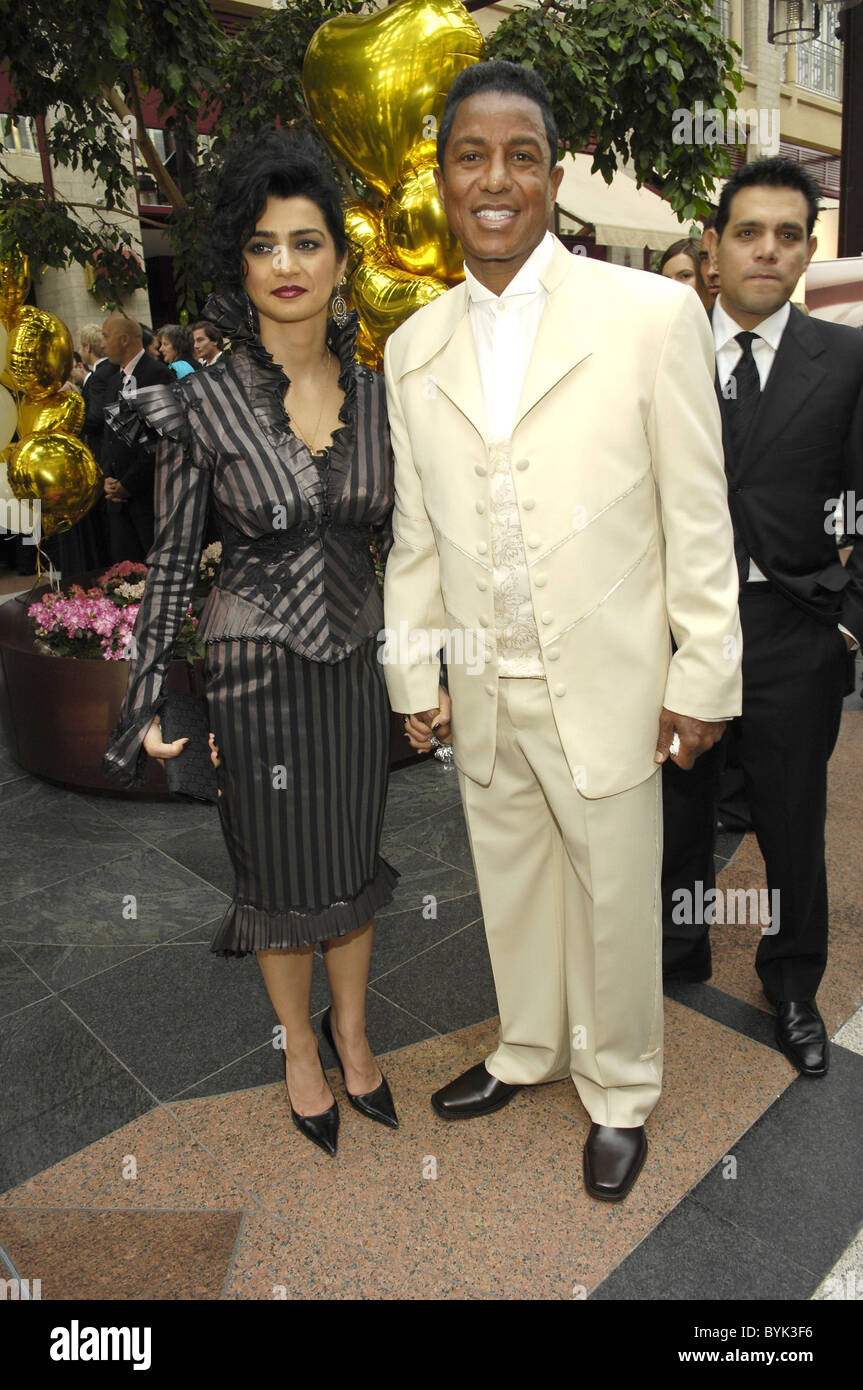 Jermaine Jackson and wife Halima Annual UNESCO Gala at the Maritim ...