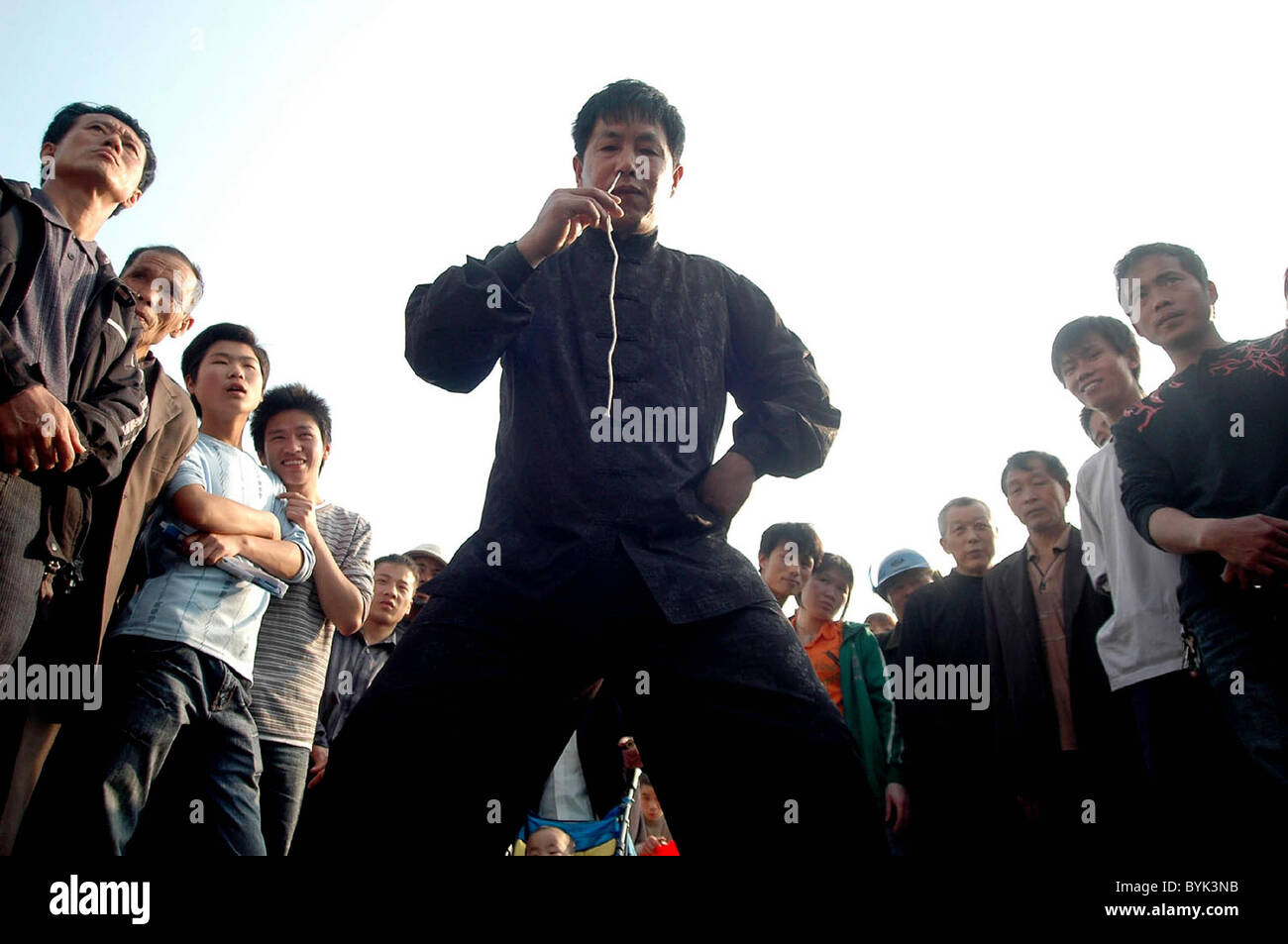 CLUNG FU! These are the amazing pictures of a Chinese man, Mr Fu, from ...