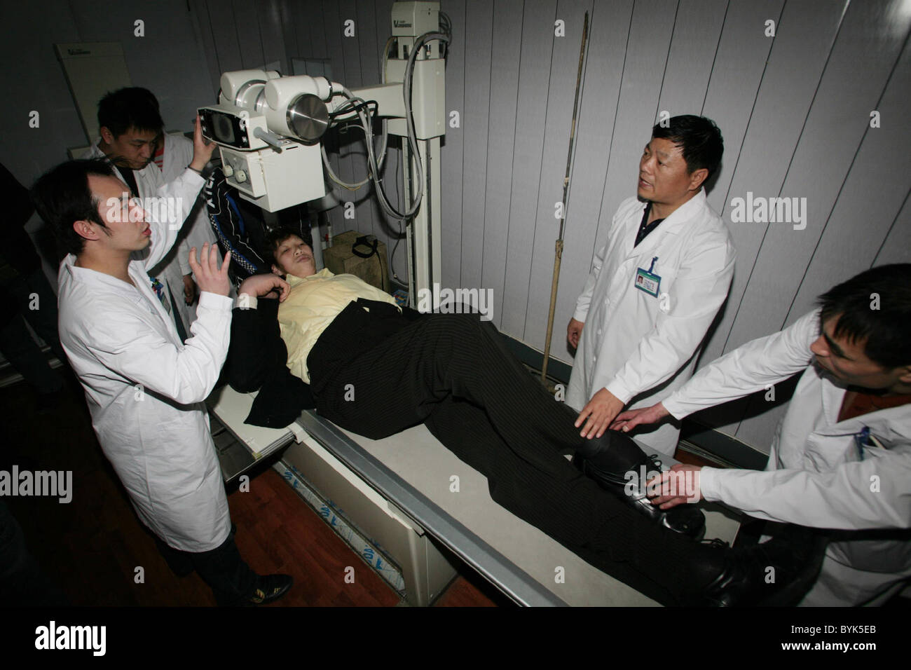THE BIGGEST MAN IN THE WORLD He's not fat - just big boned. The world's ...