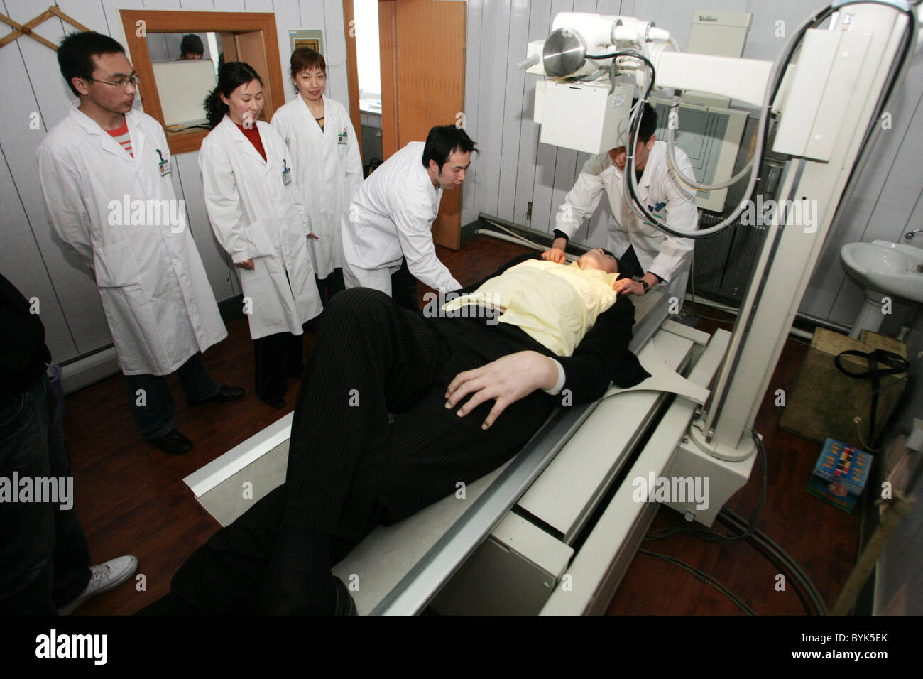 THE BIGGEST MAN IN THE WORLD He's not fat - just big boned. The world's ...