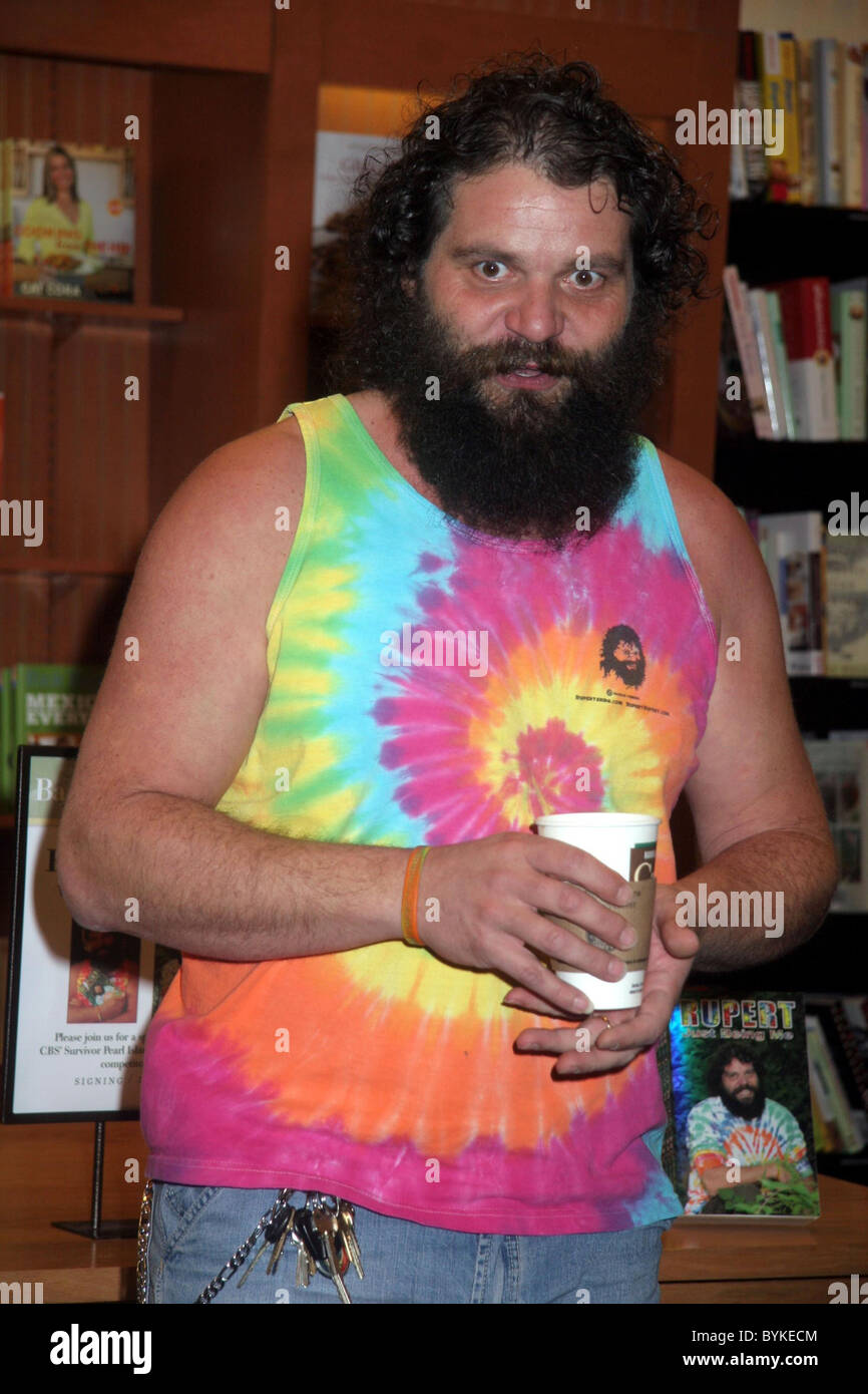 Rupert boneham from survivor signs hi-res stock photography and images ...