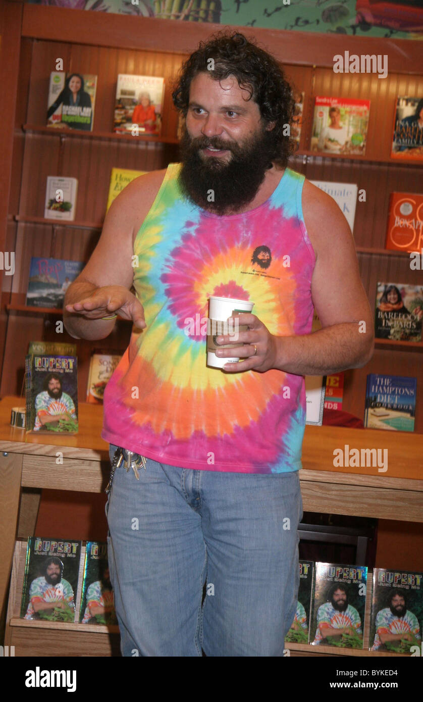 Rupert Boneham from 'Survivor' signs his book 'Just Being Me' at Barnes ...