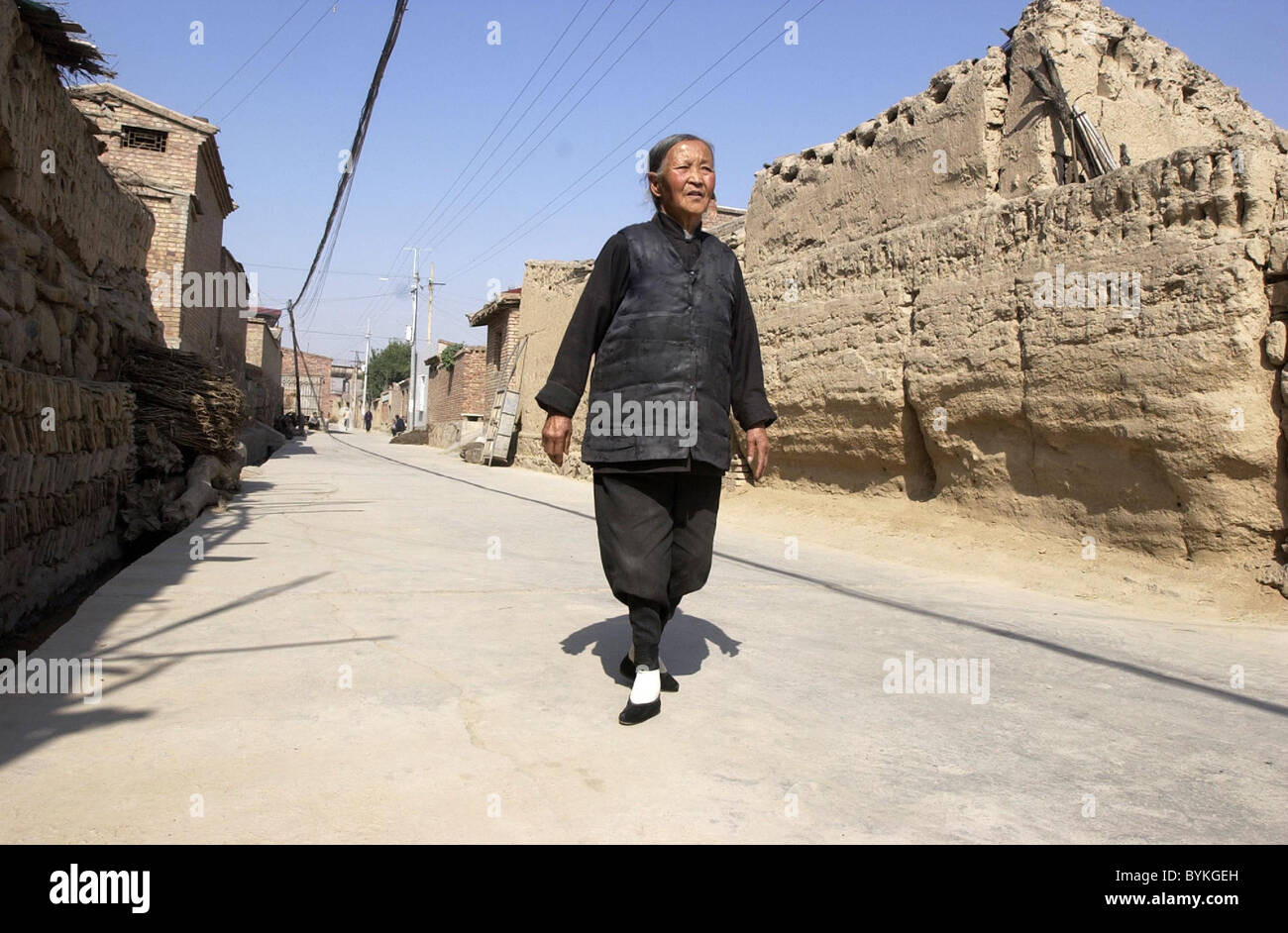 BOUND FEET Forget a toned body and perfect skin. In China, small feet ...