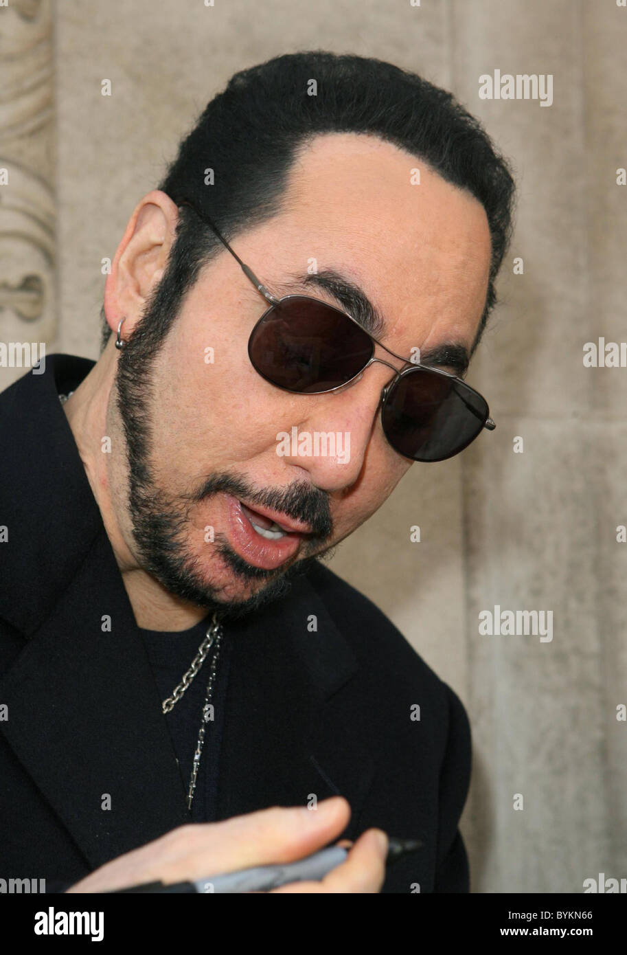 David Gest signing autographs when leaving the BBC Radio 1 Studios ...