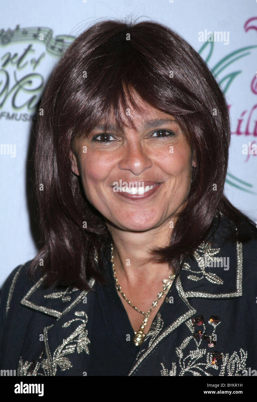 Shari Belafonte Lili Claire Foundation 5th Annual Benefit Dinner and ...