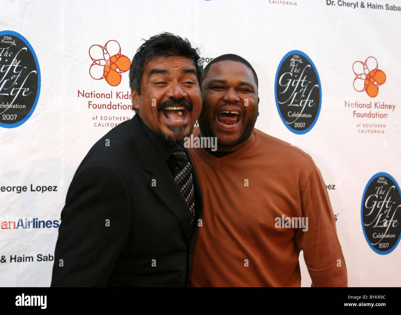 Anthony anderson and george lopez hi-res stock photography and images ...