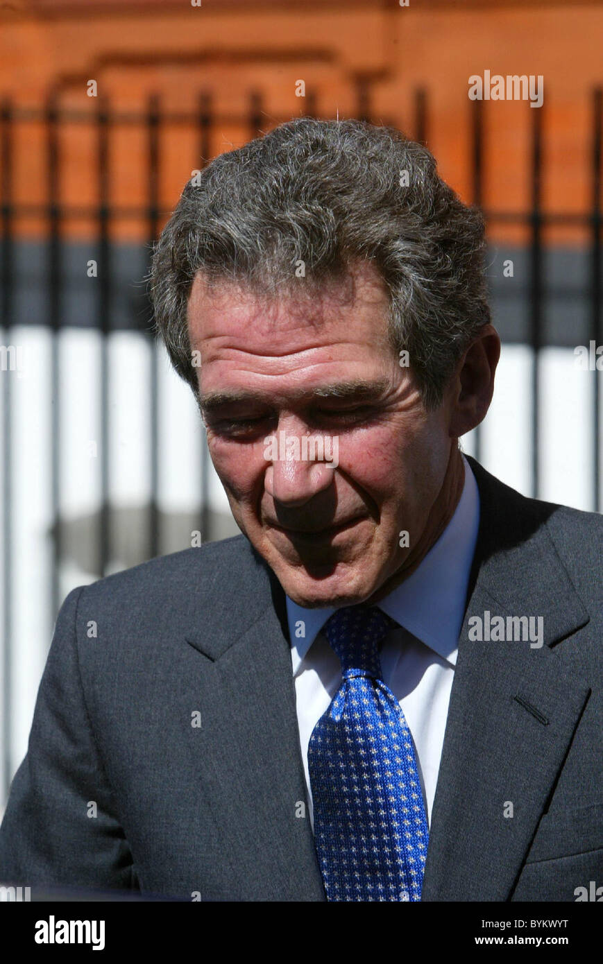 Handing in my resignation hi-res stock photography and images - Alamy