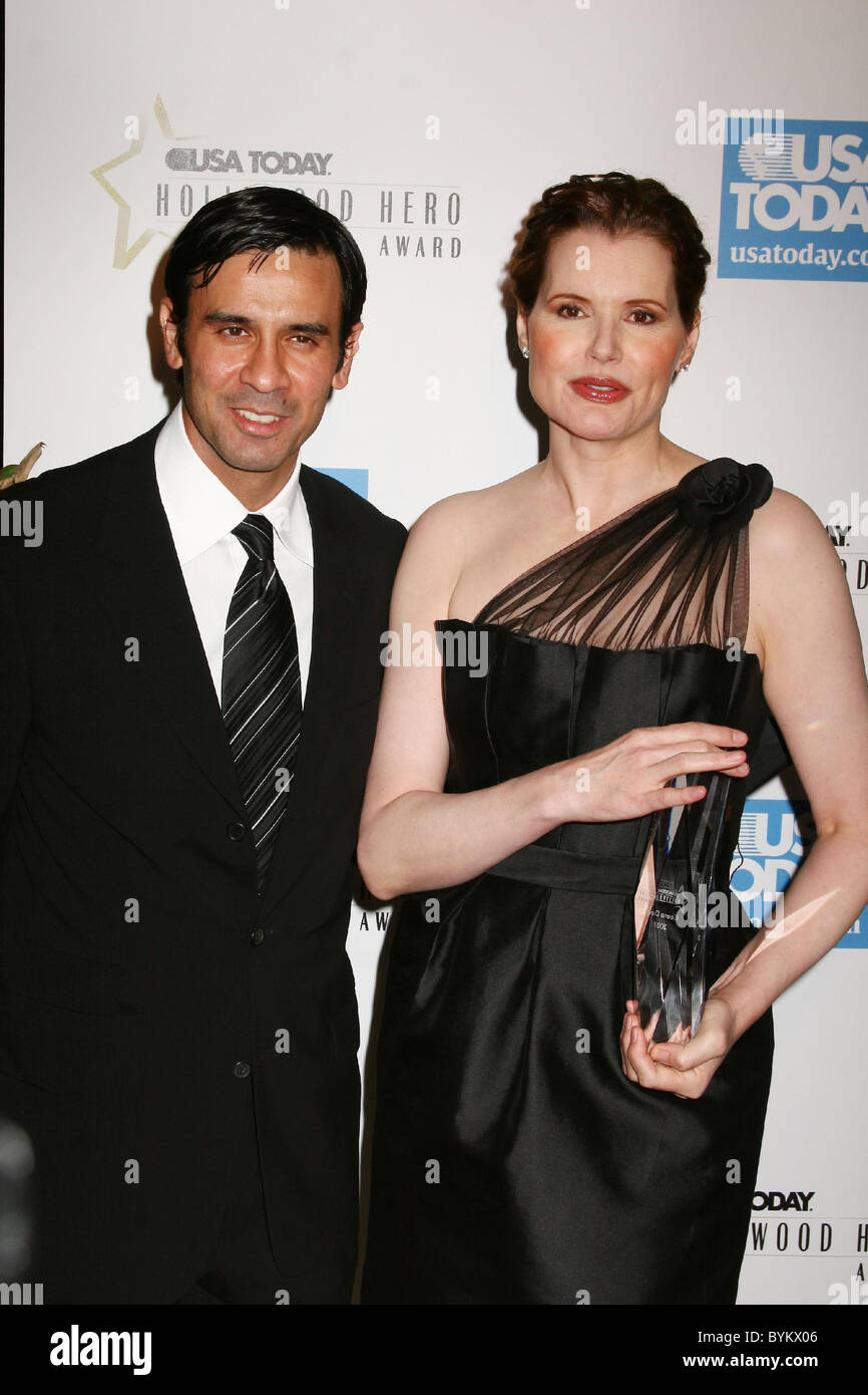 Reza jarrahy and geena davis hi-res stock photography and images - Alamy