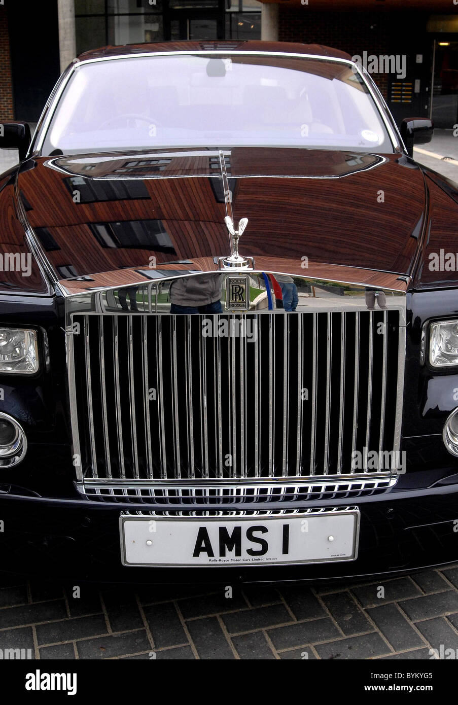 Atmosphere Sir Alan Sugar launches a new high-performance computer ...