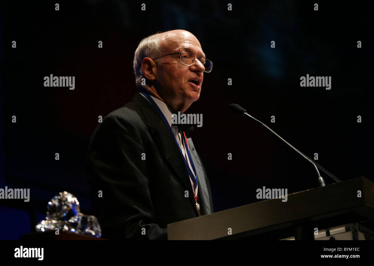Economist Martin Feldstein is honored with the 2007 Bradley Prize for ...