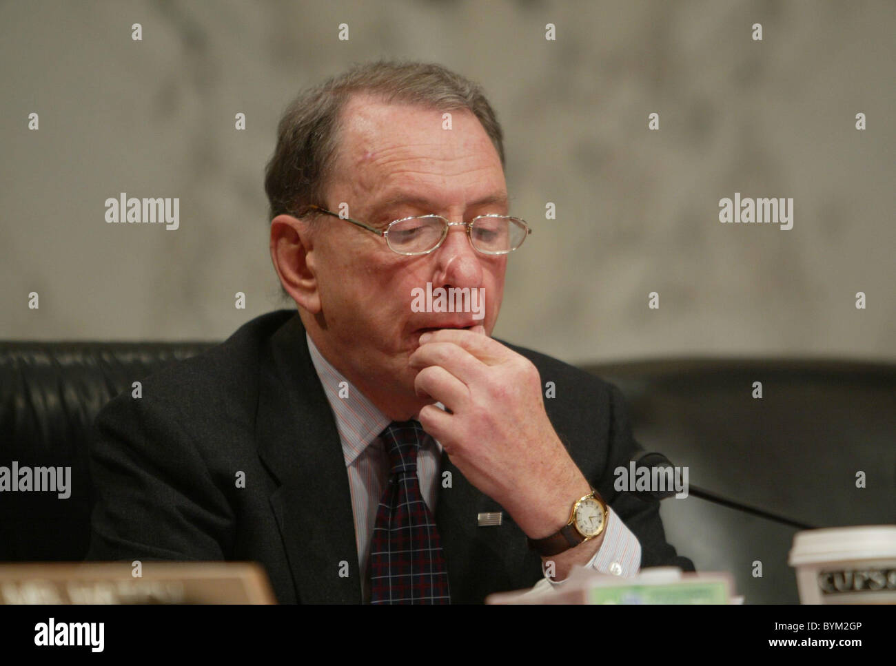 Senator Arlen Specter U.S. Attorney General Alberto Gonzales testifies ...