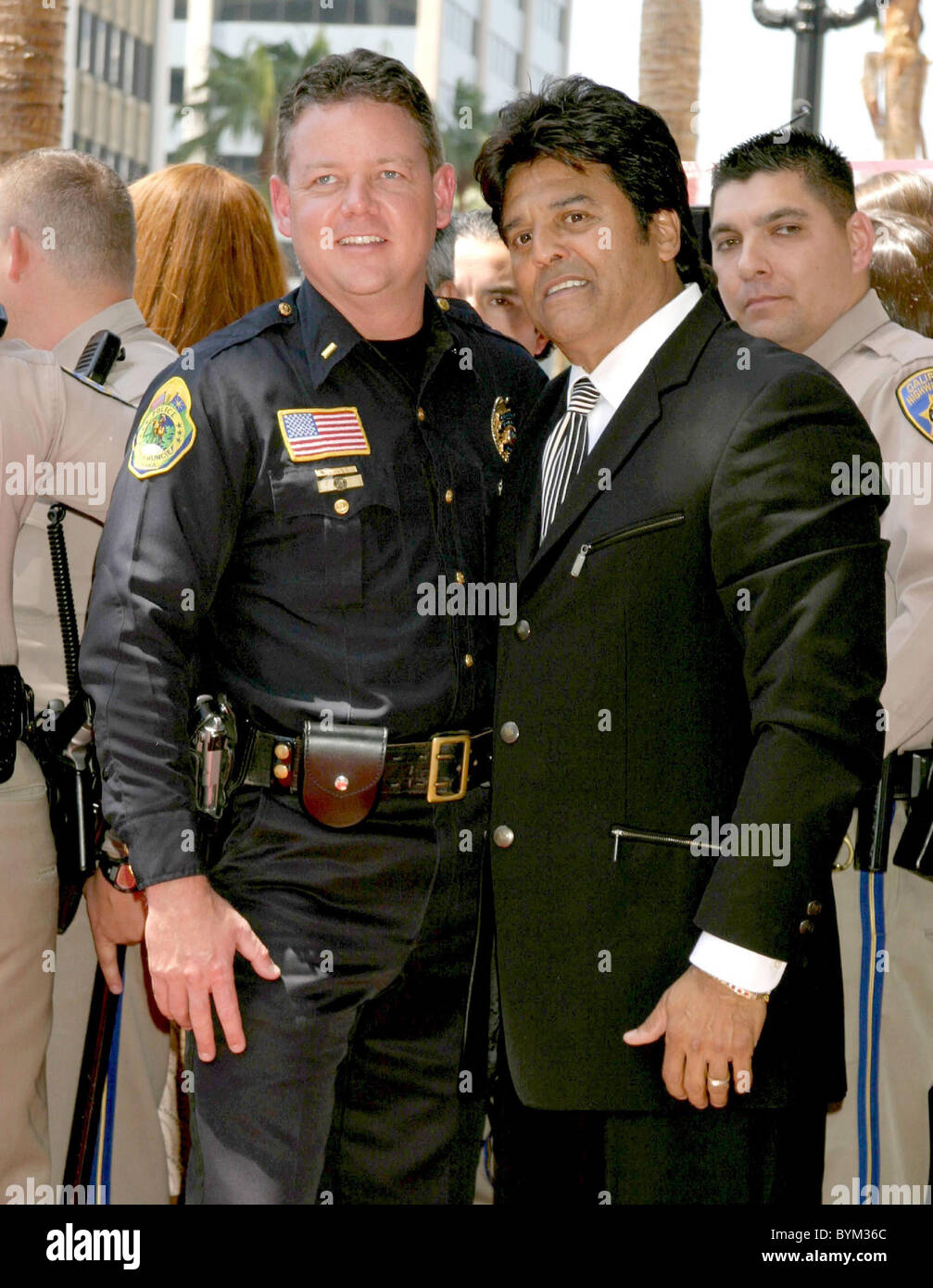 Erik Estrada and an Officer from ' Armed and Dangerous ' Erik Estrada ...