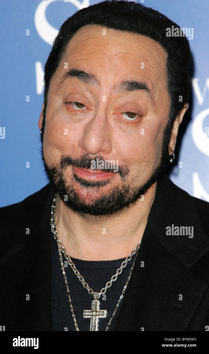 David Gest signs copies of his autobiography 'Simply the Gest' at WH ...