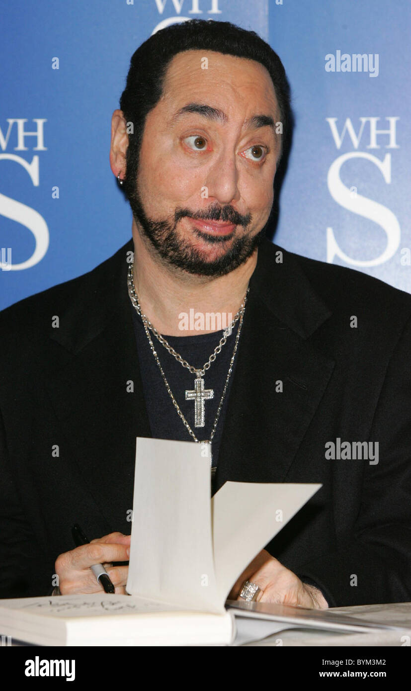 David Gest signs copies of his autobiography 'Simply the Gest' at WH ...