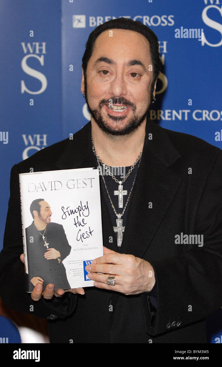 David Gest signs copies of his autobiography 'Simply the Gest' at WH ...