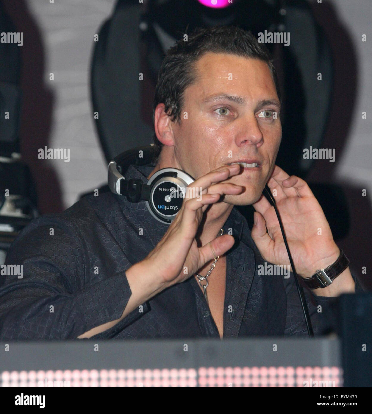 Album tour hi-res stock photography and images - Alamy