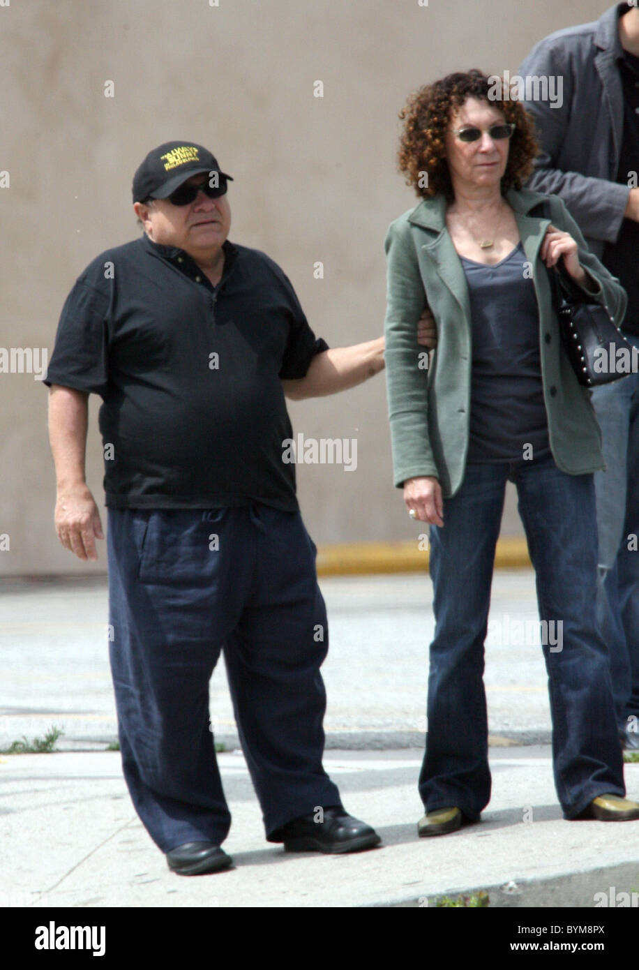 Danny DeVito and wife Rhea Pearlman It's always sunny in Los Angeles ...