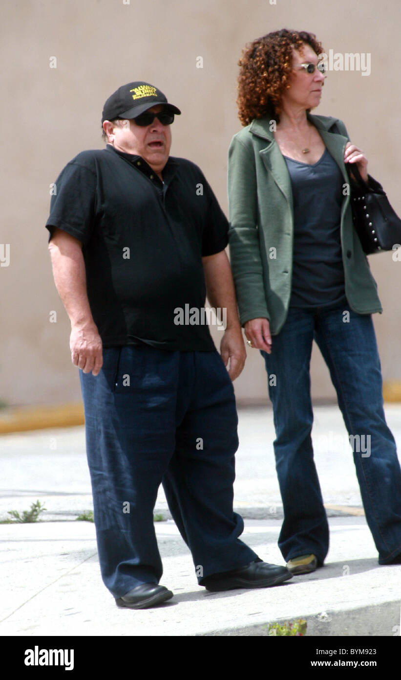 Danny DeVito and wife Rhea Pearlman It's always sunny in Los Angeles ...