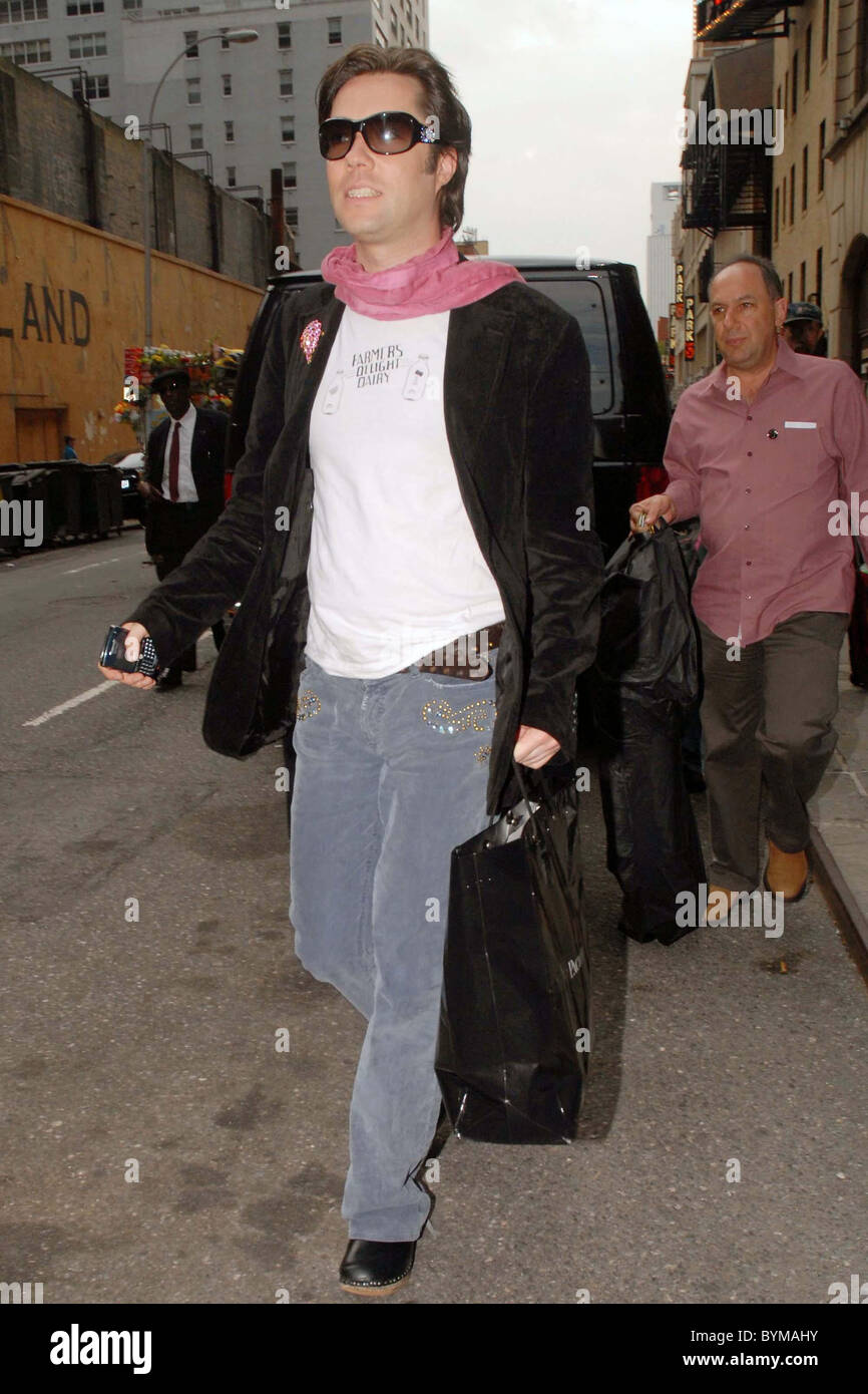 Rufus Wainwright outside Ed Sullivan Theatre for the 'Late Show With ...