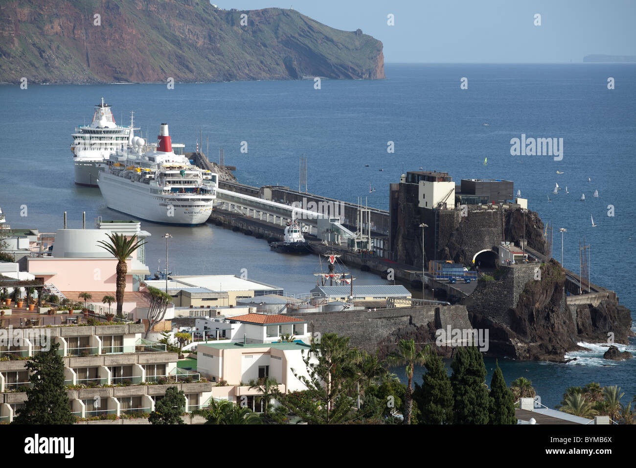 Funchal harbour Madeira Stock Photo - Alamy