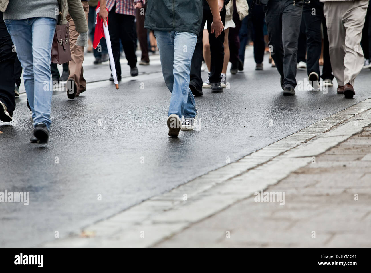Crowd walking - group of people walking together (motion blur Stock ...
